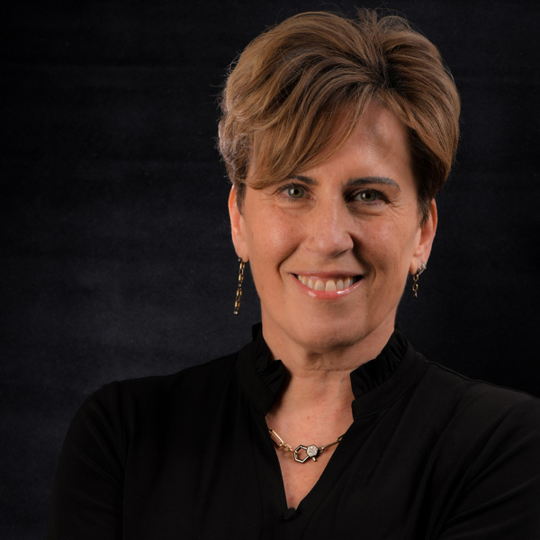 5 Minutes With 5 Exhibitors of the JCK Show